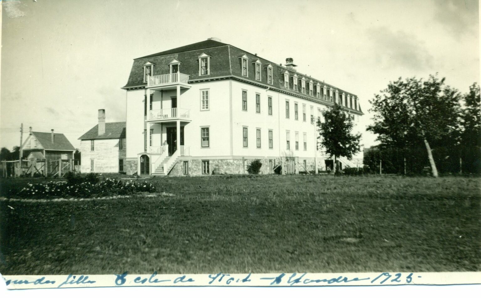 Understanding Residential Schools - Manitoba Museum
